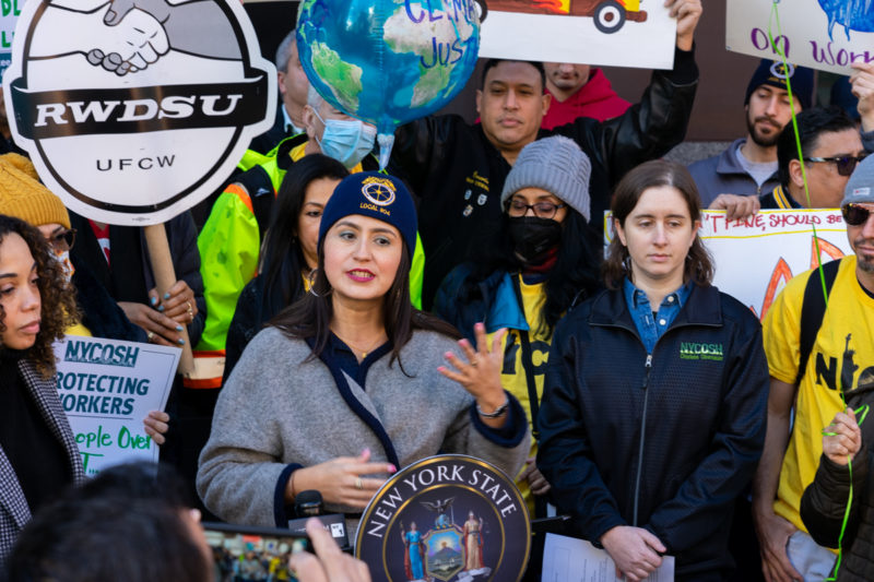 TEMP Act to Protect Workers from Extreme Heat - Teamsters